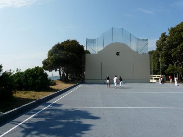 Fronton place libre 20221 Santa-Maria-Poggio, France (Traversa Di ...
