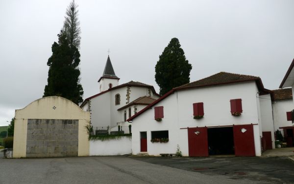 64120 Méharin, France (1683 Elisathia) Open-air single walled fronton #2108